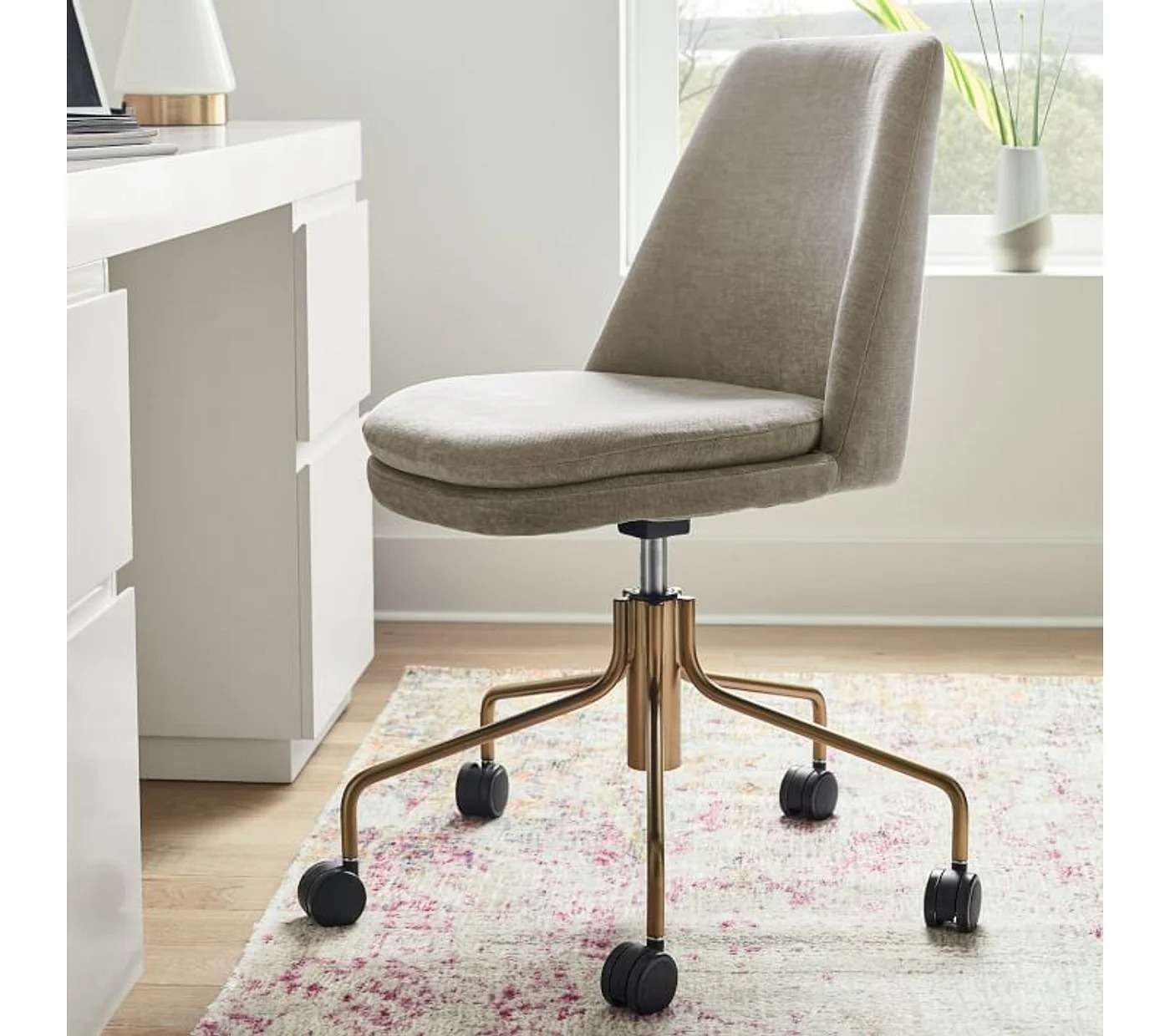 Daemon Mesh Office Chair